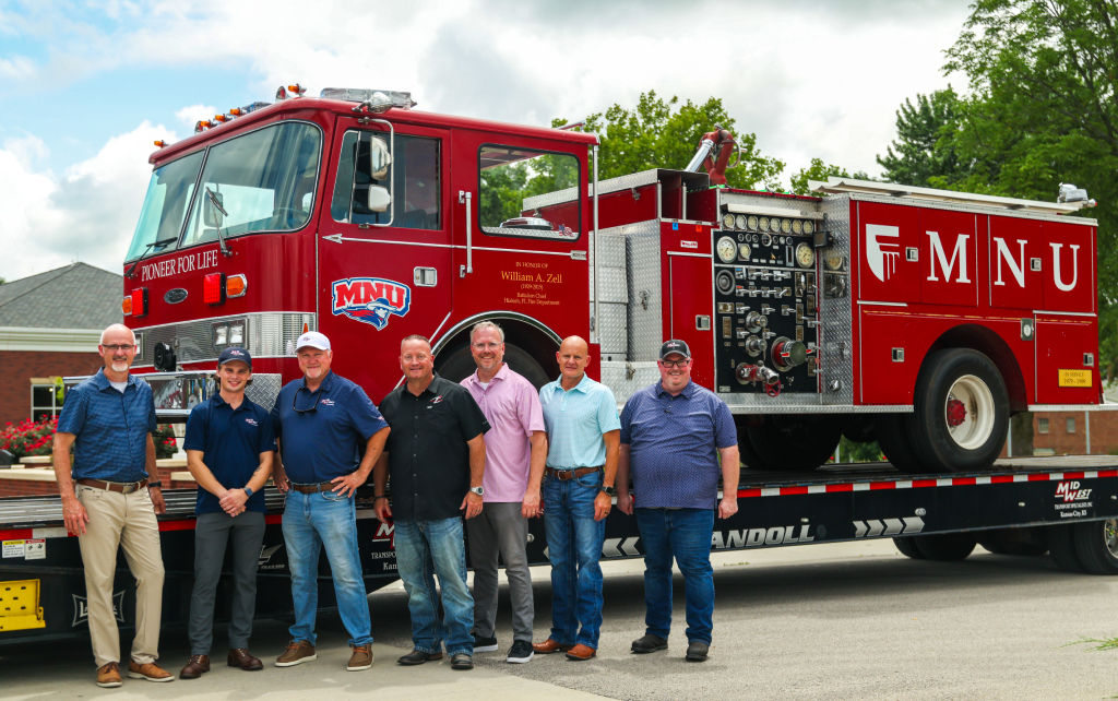“Big Red” Heads West for Nazarene Youth Conference - MidAmerica ...